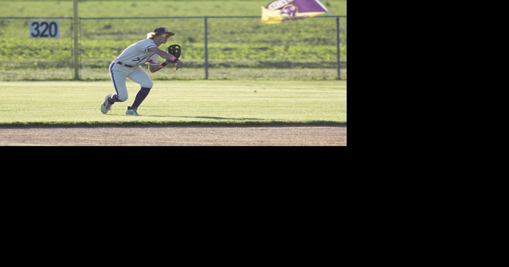 Navarro baseball bottles up Gobblers during 5-2 victory. | Sports ...