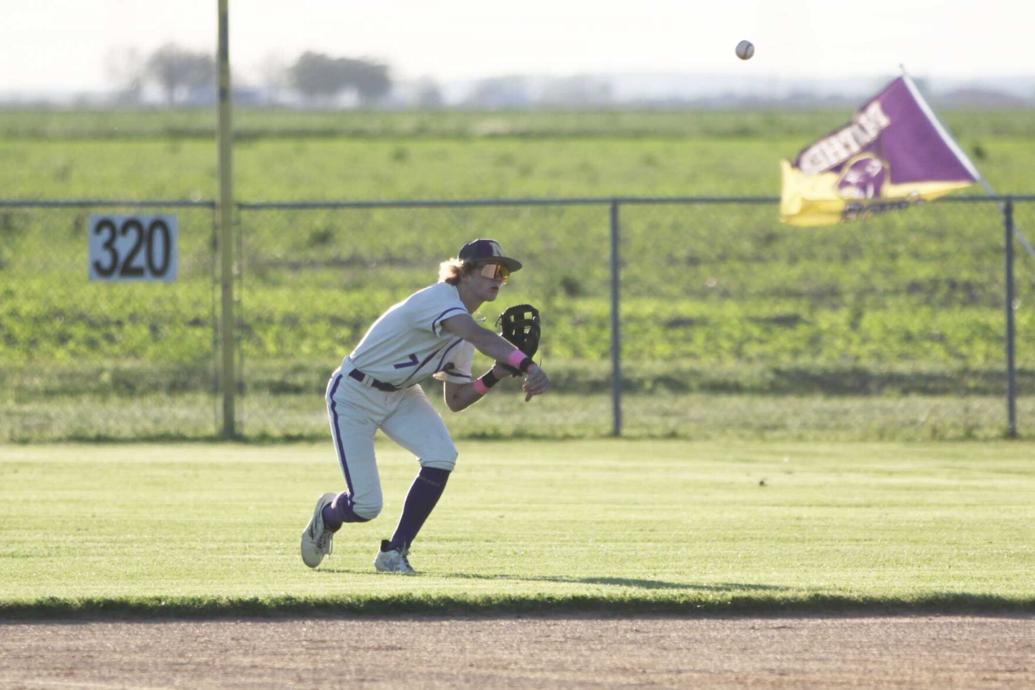 Navarro baseball bottles up Gobblers during 5-2 victory. | Sports ...