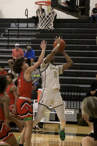 Matadors drop district match to Veterans Memorial | Sports ...