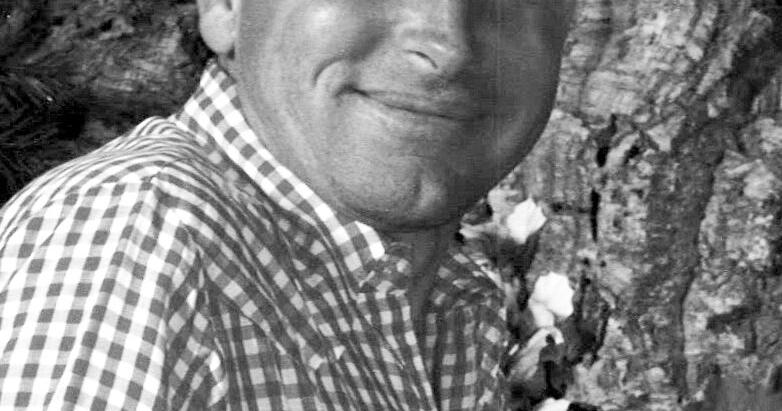 Ralph Edward Reinhard | Obituaries | seguingazette.com