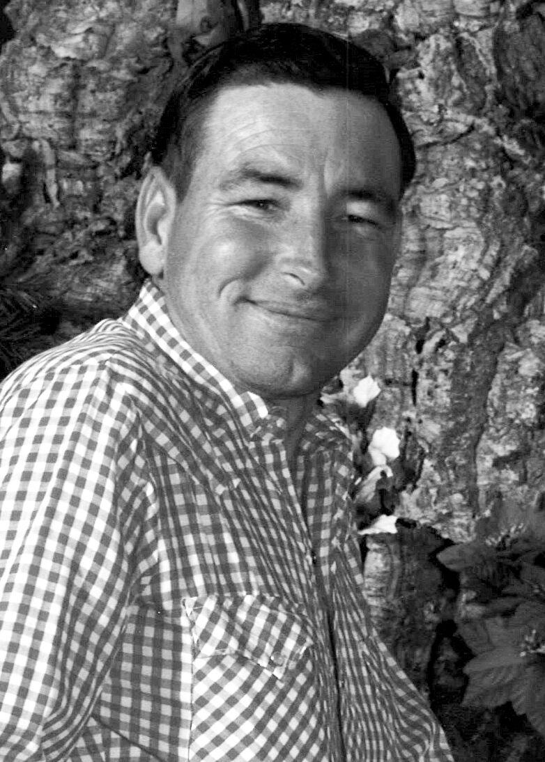 Ralph Edward Reinhard | Obituaries | seguingazette.com