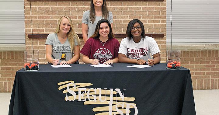 Three Lady Matadors sign to SCAC schools | Sports | seguingazette.com