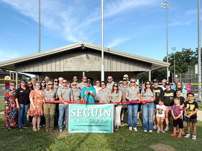 Leadership Seguin class enhances Seguin Little League facilities with ...