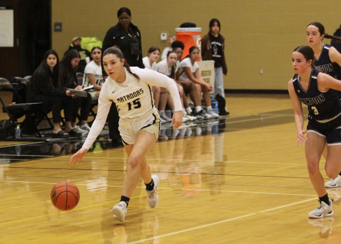 Walls’ 23 points not enough to overcome loss to Boerne Champion ...