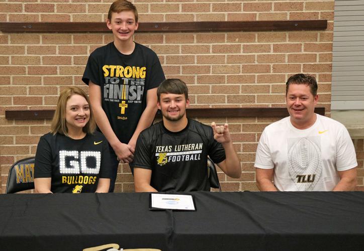 Matador trio sign letters of intent | Sports | seguingazette.com