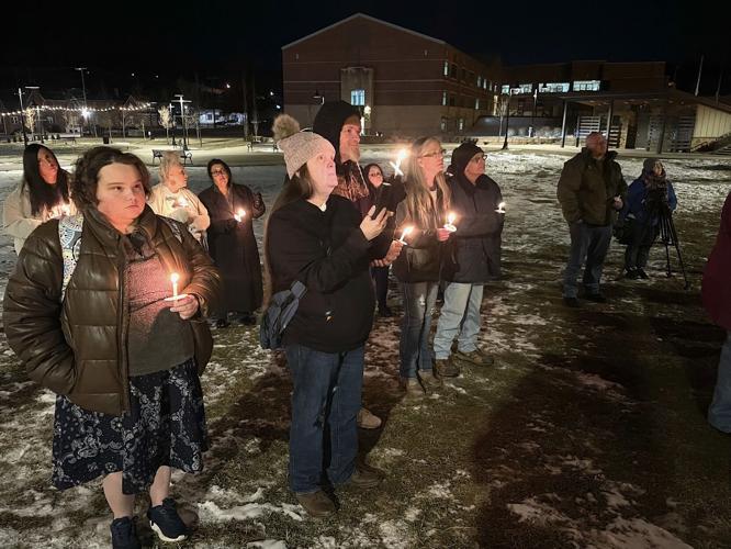 Candlelight vigil held for Harless Thursday | Community | sentinel-echo.com