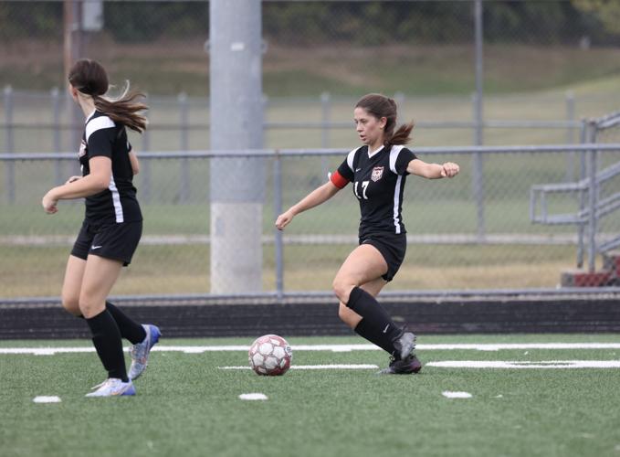 Gill scores three goals during South Laurel’s 6-1 win over Powell ...