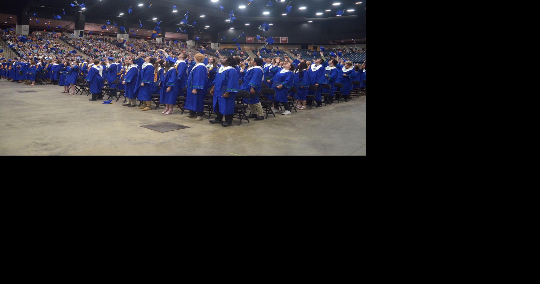 2025 NLHS class sees over 250 graduates | Community | sentinel-echo.com