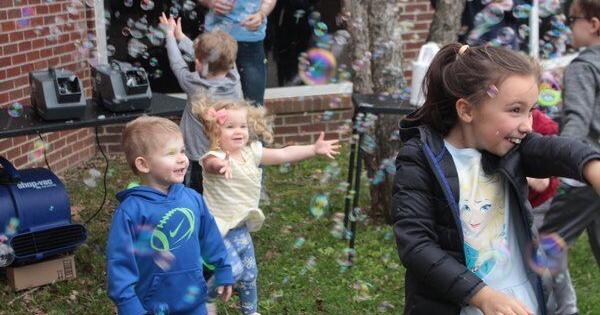 Blowing bubbles for Autism Awareness | Local News | sentinel-echo.com