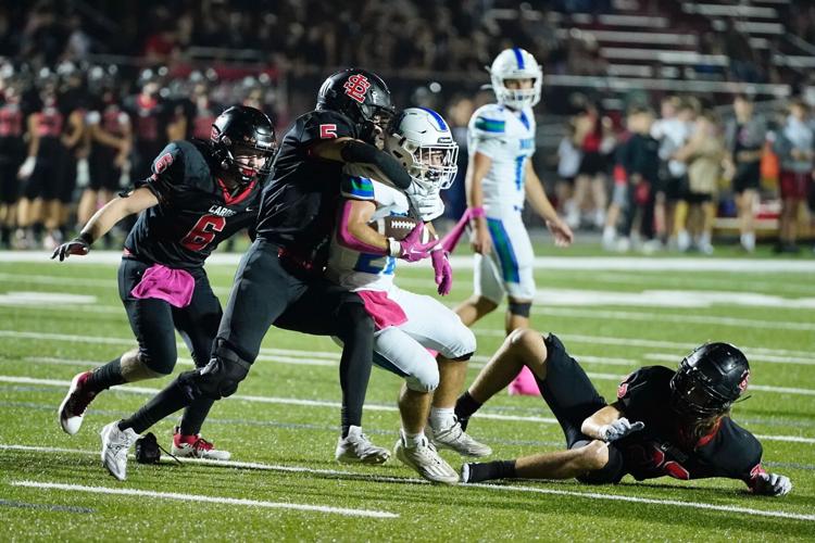 CROSSTOWN STUNNER: South Laurel rallies past Jaguars with 24-7 win ...