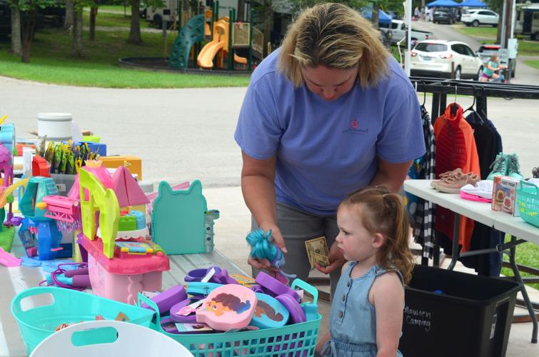 Summer Camper's Yard Sale at Levi Jackson a success | Community ...