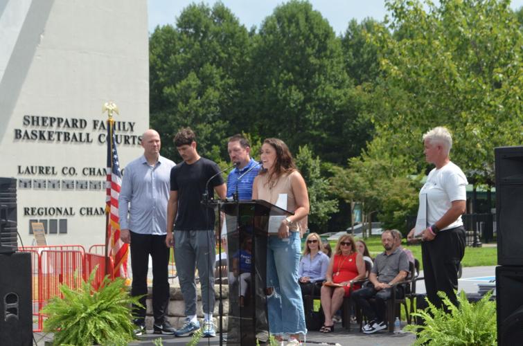 Basketball Legacy Ceremony pays tribute to Sheppard family, more ...