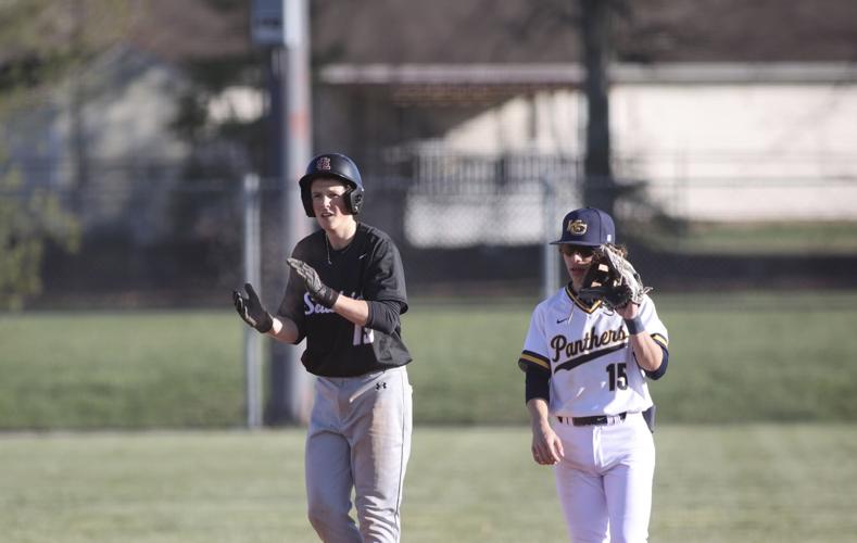 Cardinals capture fourth win in a row with 14-6 victory over Knox ...