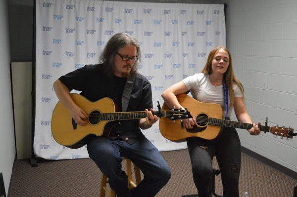 Sydney Adams performs live in the newsroom | Local News | sentinel-echo.com