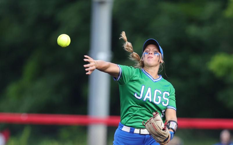 Monhollen limits Pineville to one hit while striking out 15 during 6-1 ...