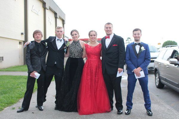 SLHS Prom: 'The Story of Tonight' | Local News | sentinel-echo.com