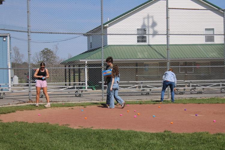 Community egg hunt held at North Laurel Little League Fields ...