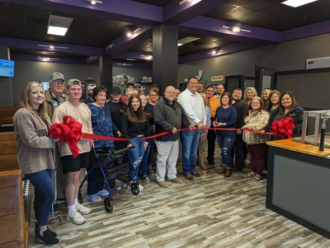 The Pizza Station celebrates opening with ribbon cutting | Community ...