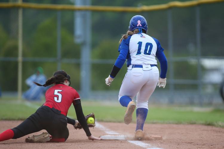 Seventh-grader Emma Carl comes up big at the plate and in the circle ...