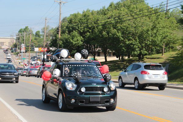 Cardinal Class of 2020 flying high in parade | Local News | sentinel ...