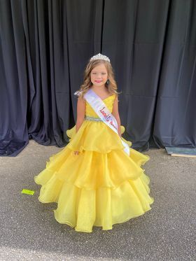 Maci Morris | Lifestyles | sentinel-echo.com