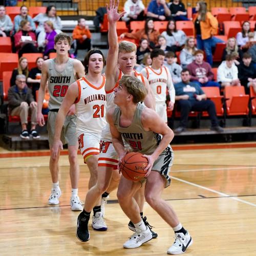 Cardinals use team effort on both ends of the court to pick up district ...
