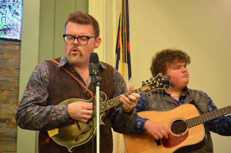Edgar Loudermilk Band brings bluegrass gospel to local church ...