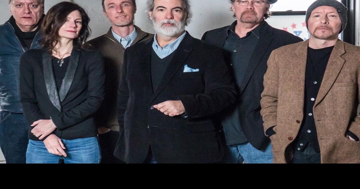 It’s not news: Mary Ramsey sings with 10,000 Maniacs | Culture ...