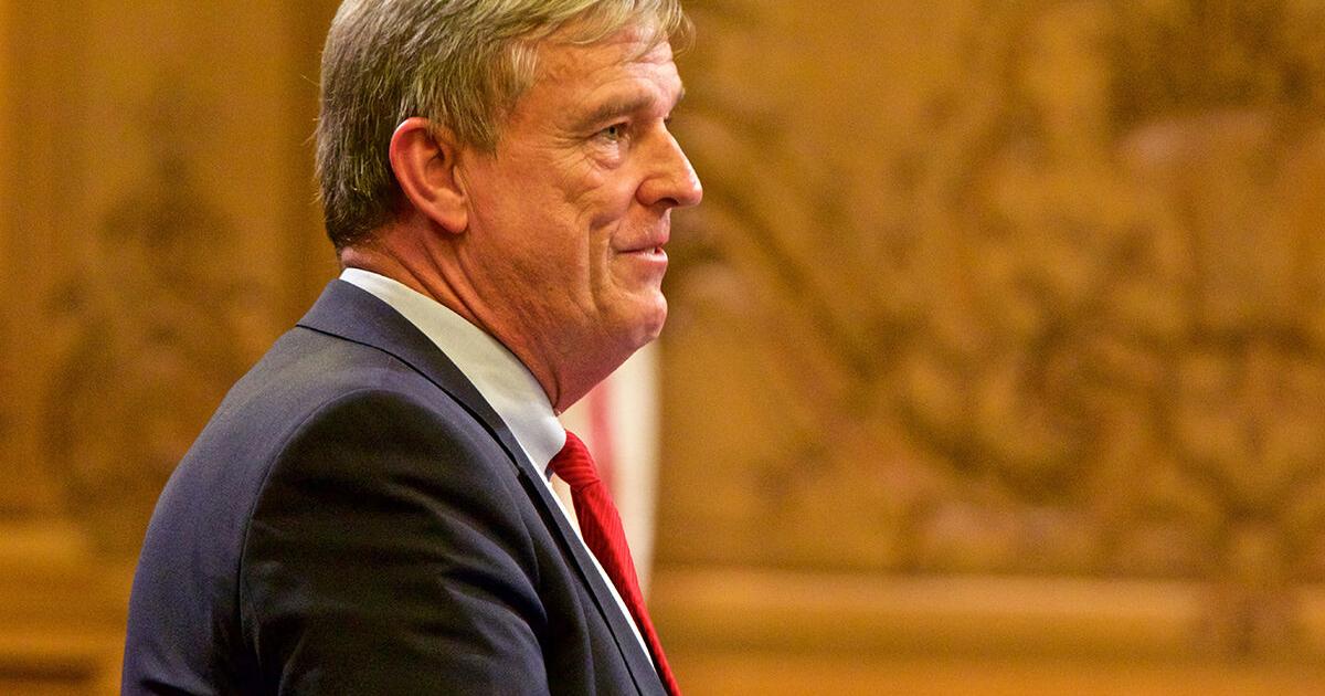 After staggering loss, Jeff Sheehy drops out of November D8 supervisor ...