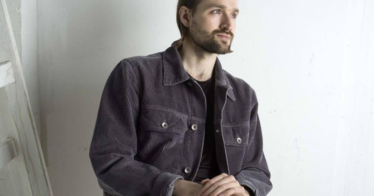 Hayden Thorpe’s ‘Aerial Songs’ come out of the country | Culture ...
