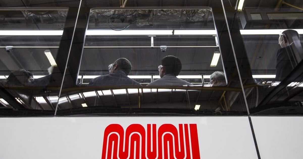 A look inside Muni’s new light rail fleet | Photo Galleries ...