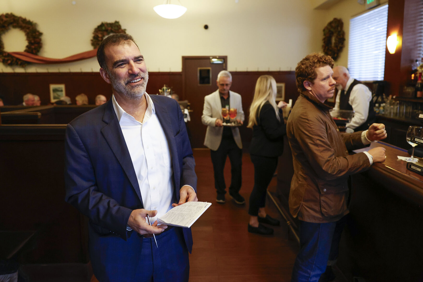 How 157-year-old Sam's Grill is SF's home for the holidays | The City ...