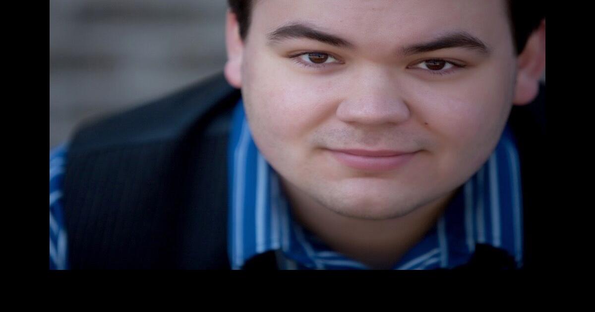 Barry Eitel’s ‘Champagne’ takes on tech | Culture | sfexaminer.com