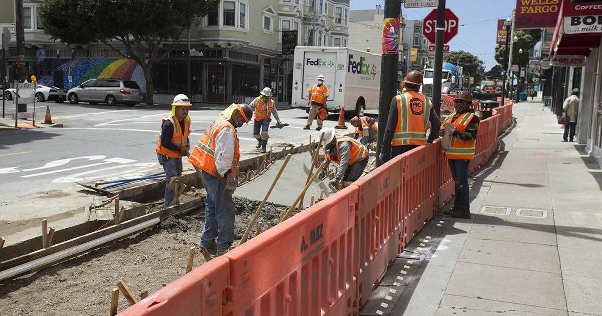 City celebrates completion of pedestrian, transit improvements along ...