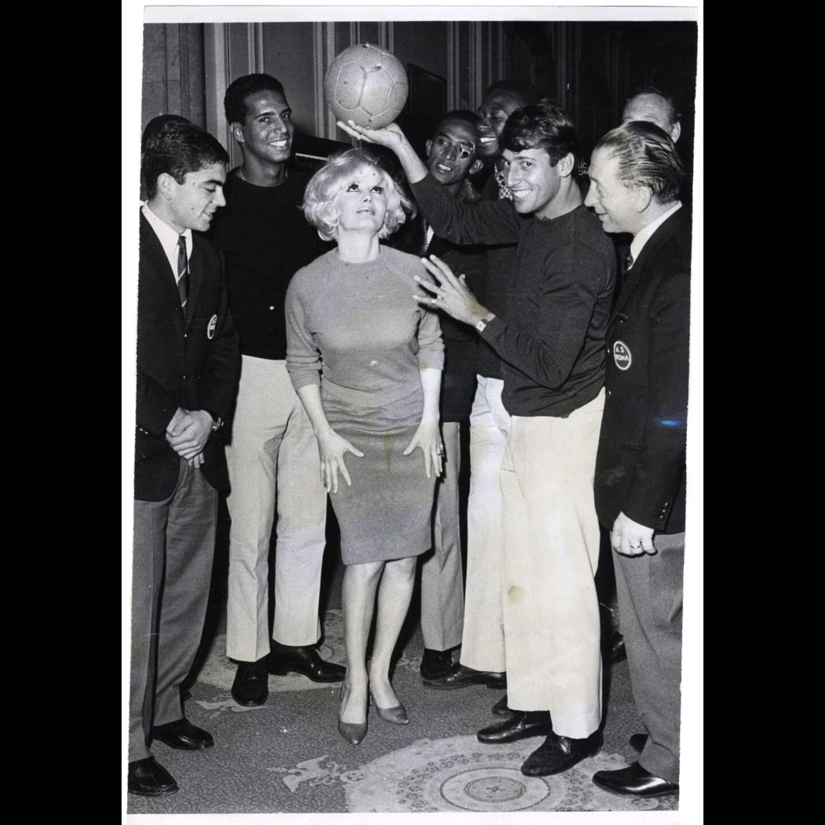 Carol Doda Sfs Iconic Topless Dancer Dies At 78 San Francisco News
