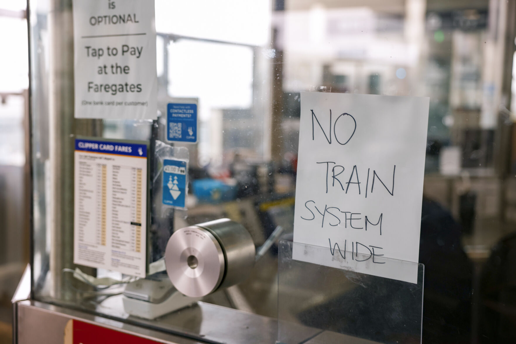 BART resumes service after multihour outage | Transit | sfexaminer.com