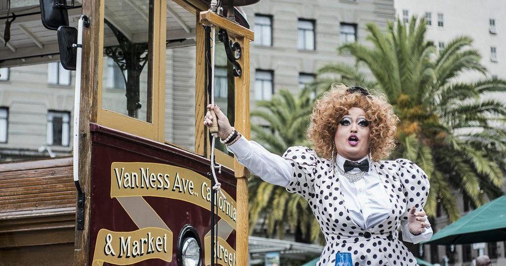 2015 Cable Car bell ringing contest | Photo Galleries | sfexaminer.com