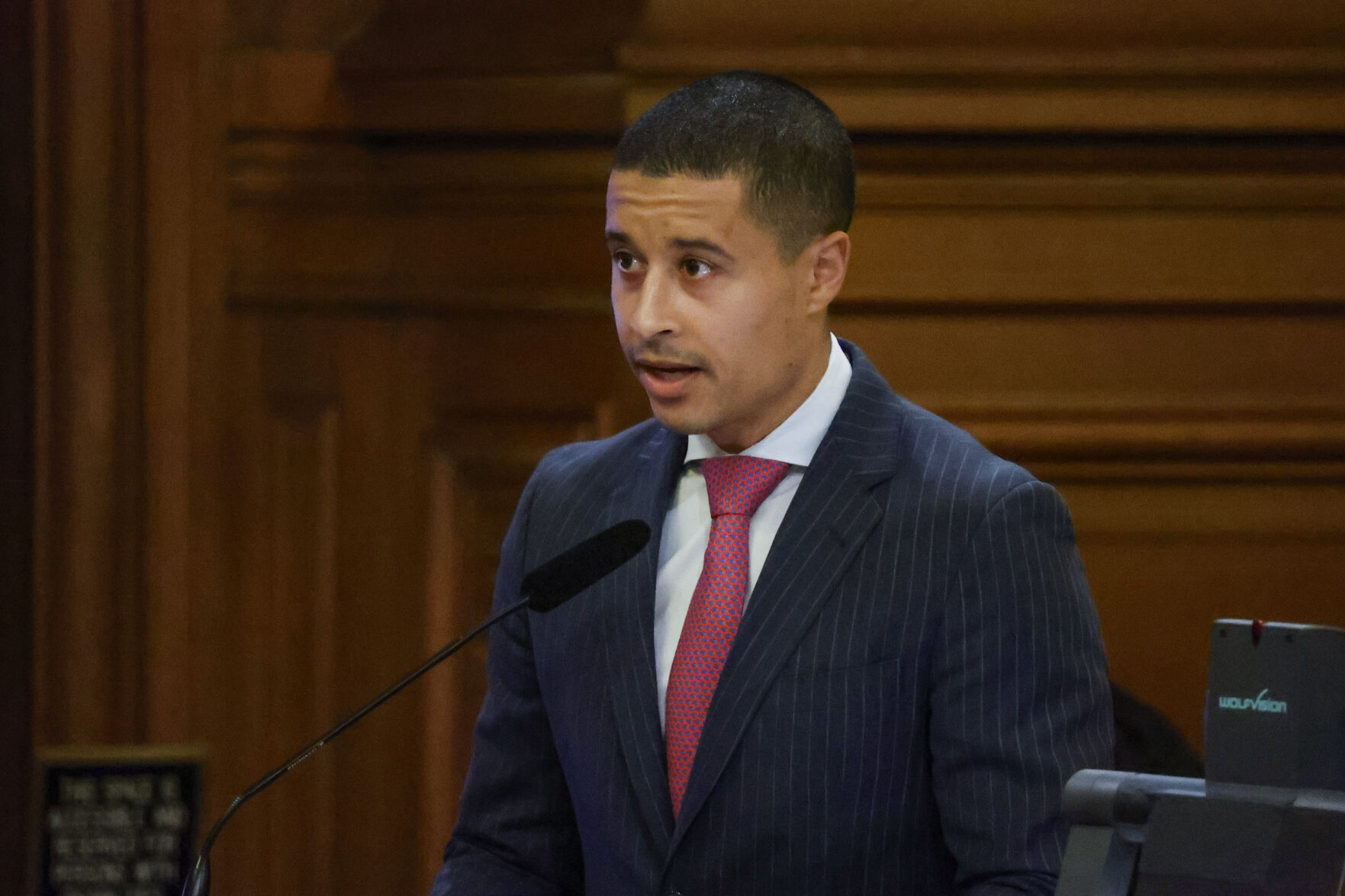 SF Supervisors back Mayor Lurie, remove Max Carter-Oberstone | Politics ...