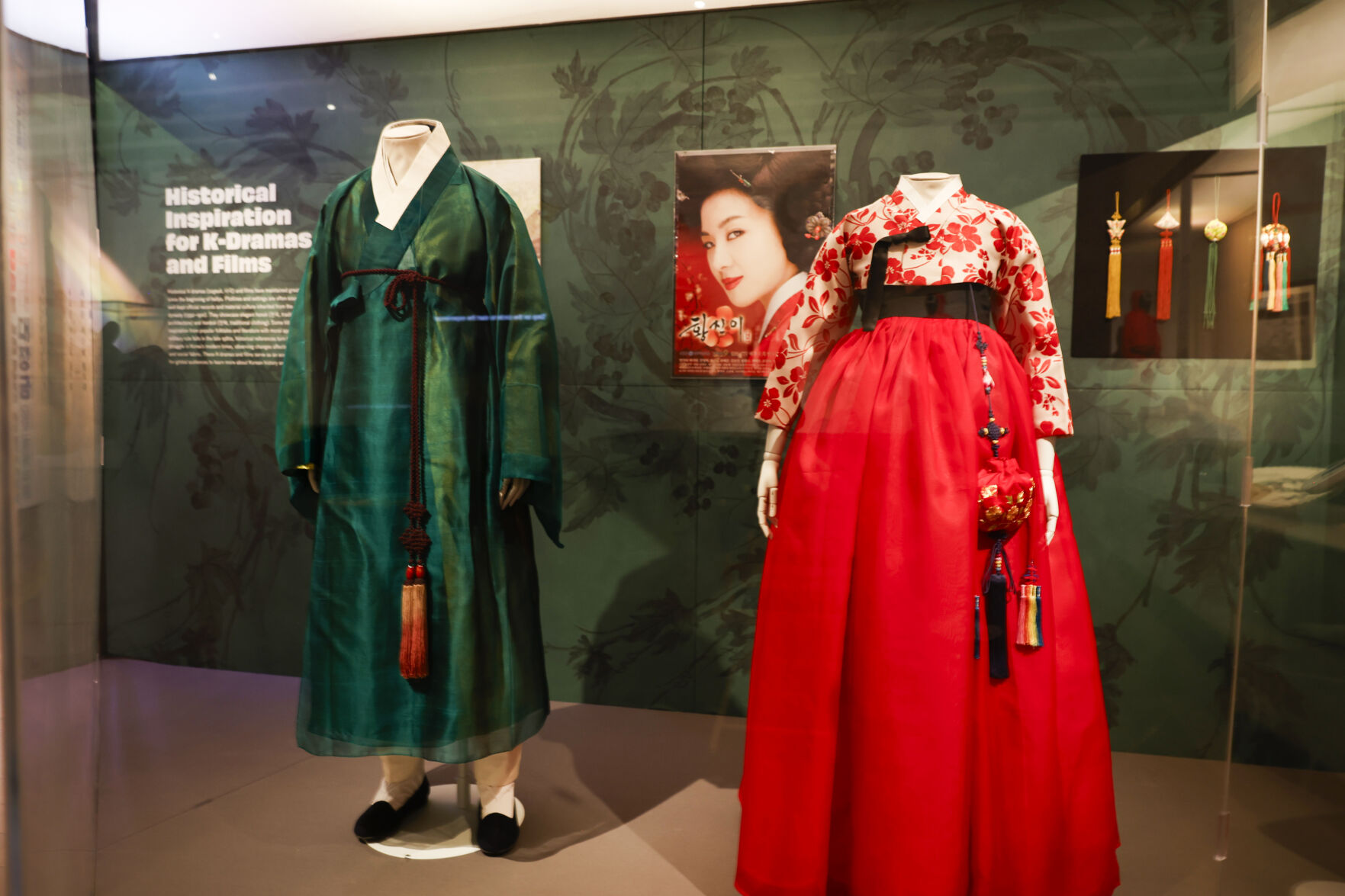 Korean pop-culture exhibit ends SF Asian Art Museum stint | Visual arts ...