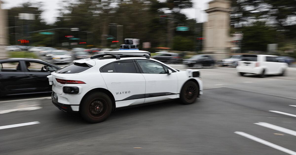 Waymo robotaxis now drive all over SF but waitlist remains | Transit ...