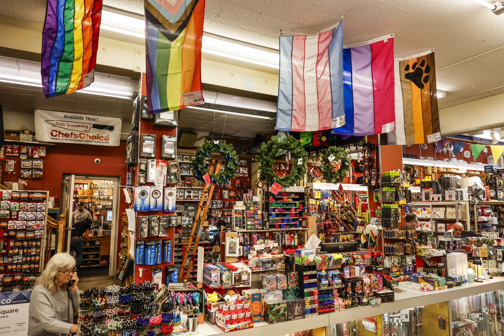 How Cliff’s Variety remains a Castro fixture in digital age | The City ...