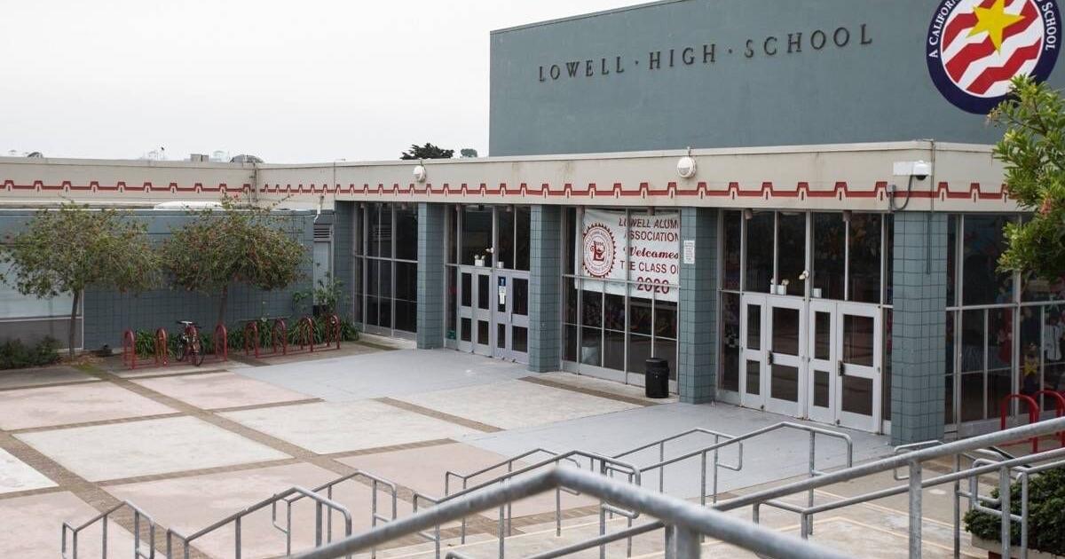 Proposal to change Lowell admissions triggers angry response | Archives ...