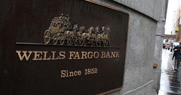 Peaceful protesters shut down Bayview bank in name of homeownership ...