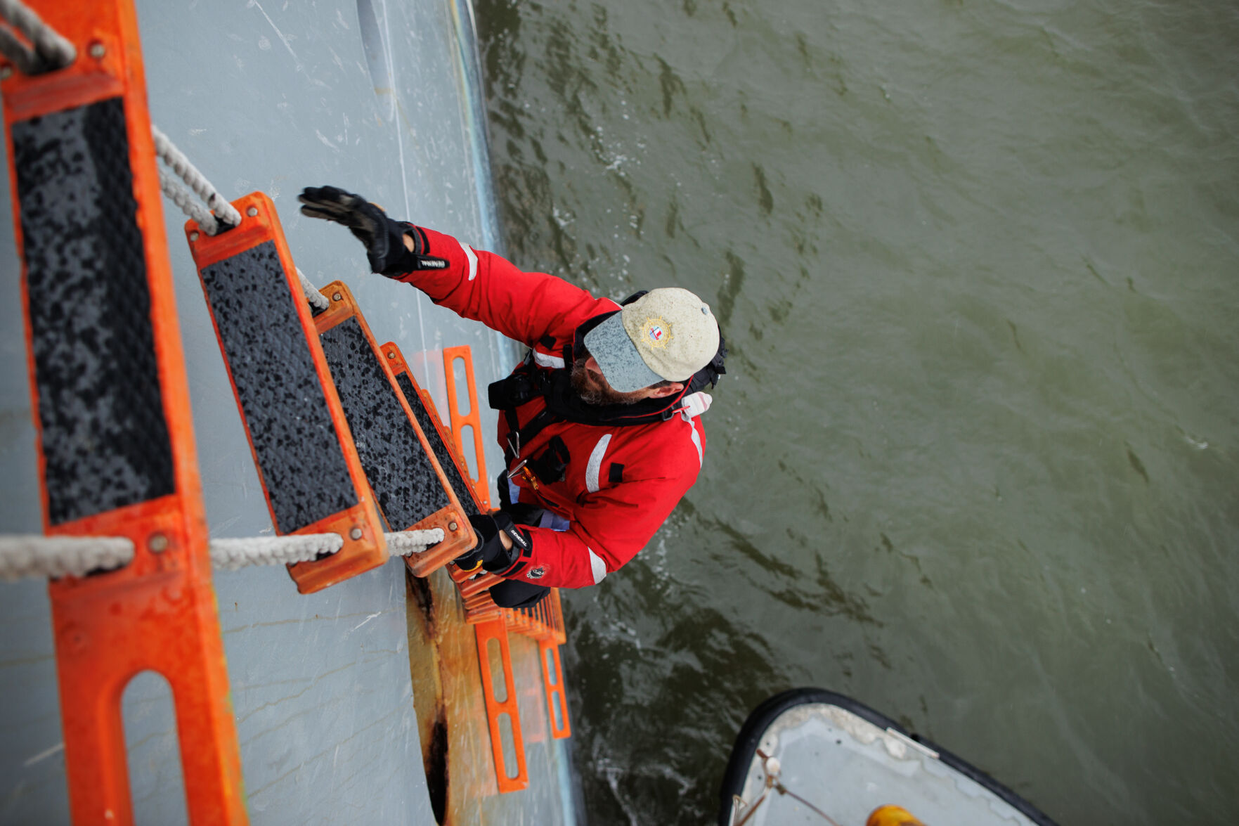 San Francisco Bar Pilots: Experts of world's harshest waters | The City ...