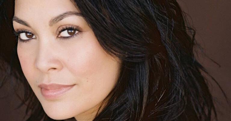 Rinabeth Apostol is roaring out of the pandemic-era theater shutdown | Culture | sfexaminer.com