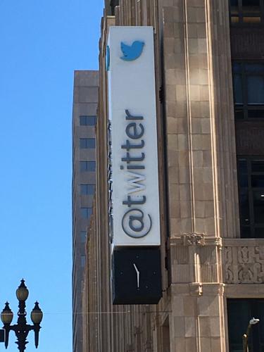 Musk celebrates partially deleting ‘w’ in Twitter sign | San Francisco ...