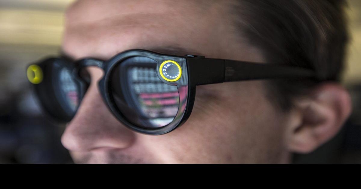 Snapchat Spectacles vending machine opens in SF mall | San Francisco ...