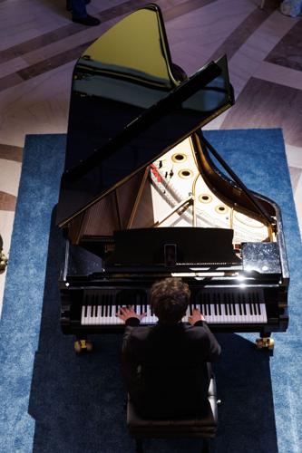San Francisco Symphony introduces new Music Director Elim Chan ...