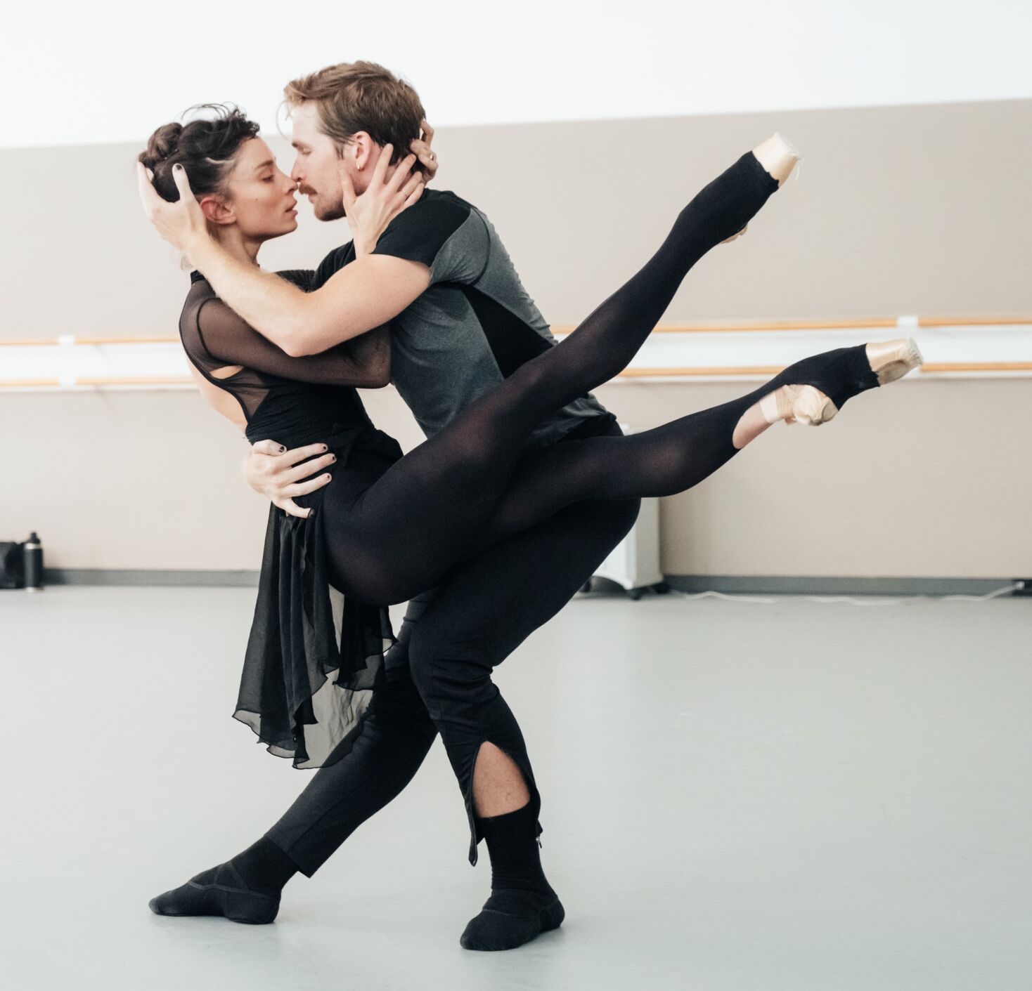 2025 SF Ballet season begins British invasion with Manon | Visual arts ...