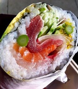 Sushi + Burrito = Sushirrito (and Crazy-Long Lines) | Dining | sfweekly.com